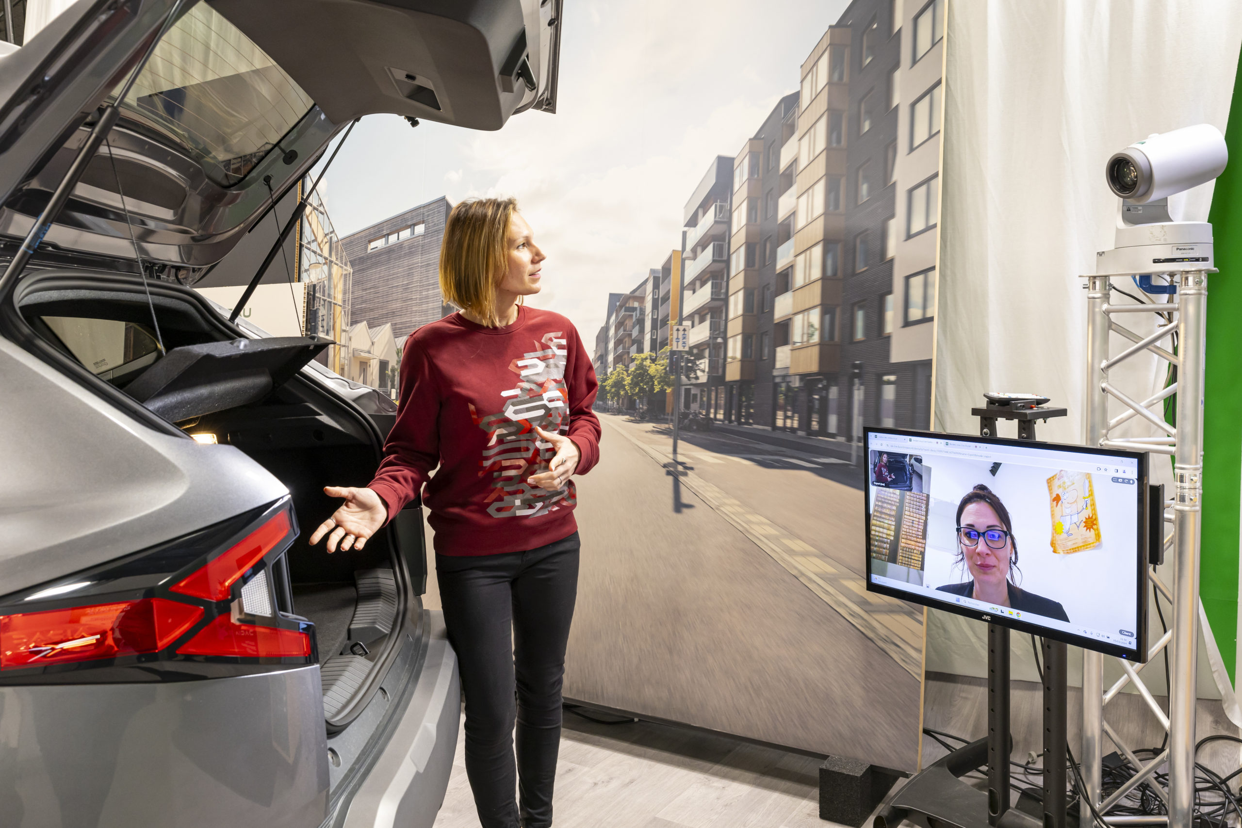 DACIA LANCE DUSTER AVEC LES RENDEZ-VOUS LIVE | Le Hub Auto