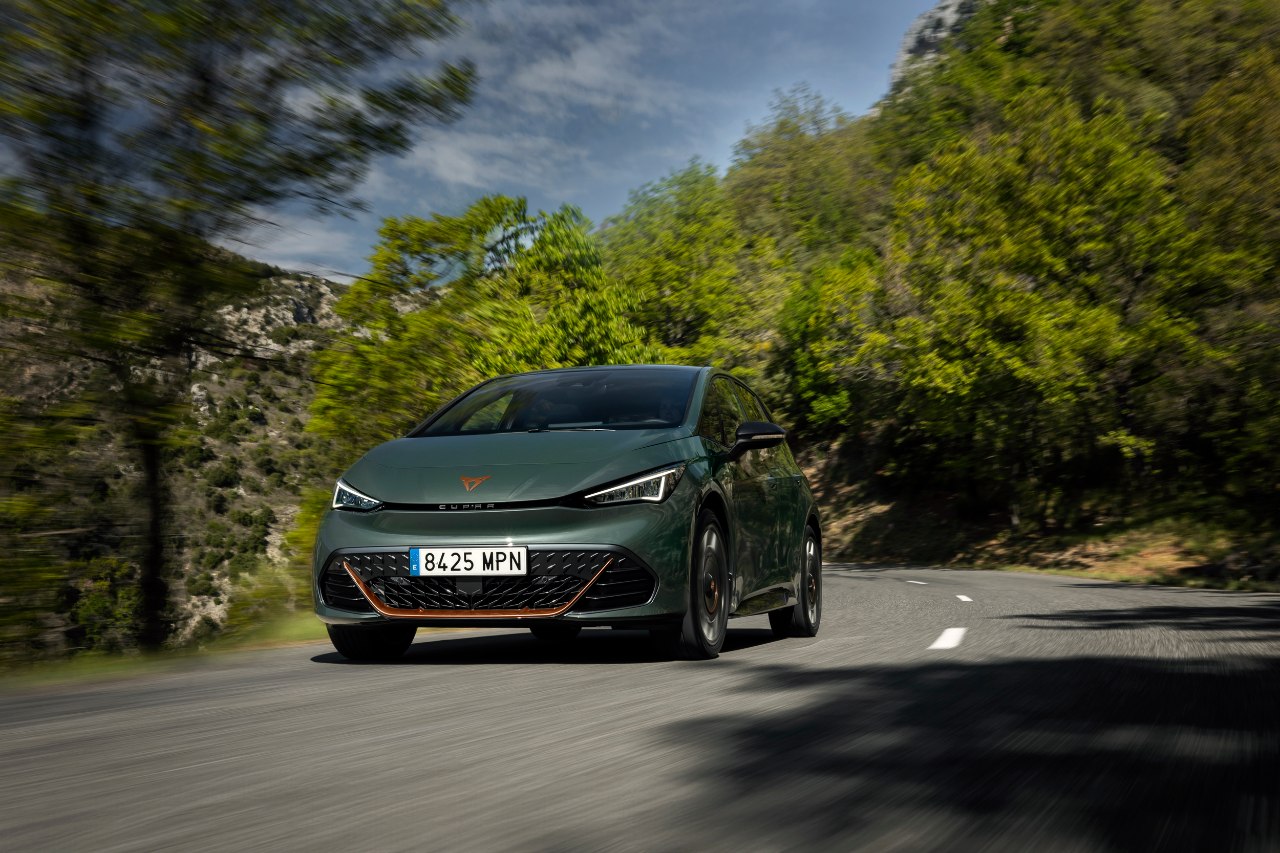 OUVERTURE DES COMMANDES DE LA NOUVELLE CUPRA BORN VZ 100% ELECTRIQUE ...