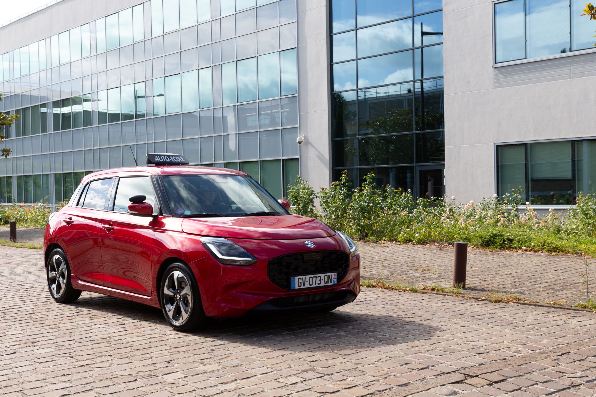 LA NOUVELLE SUZUKI SWIFT HYBRID DISPONIBLE POUR LES AUTO-ECOLES | Le ...